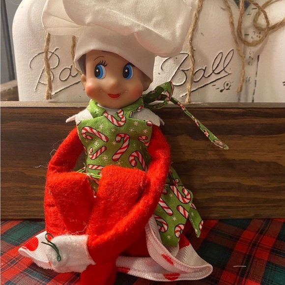 Holiday | 52 Female Elf On The Shelf With Homemade Apron And Chefs Hat ...